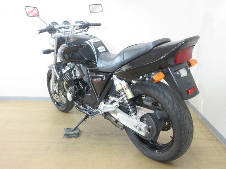 ホンダ CB400SF -ネイキッドブームを軌道に乗せた、プロジェクトBIG-1- | Bike Life Lab｜バイク王