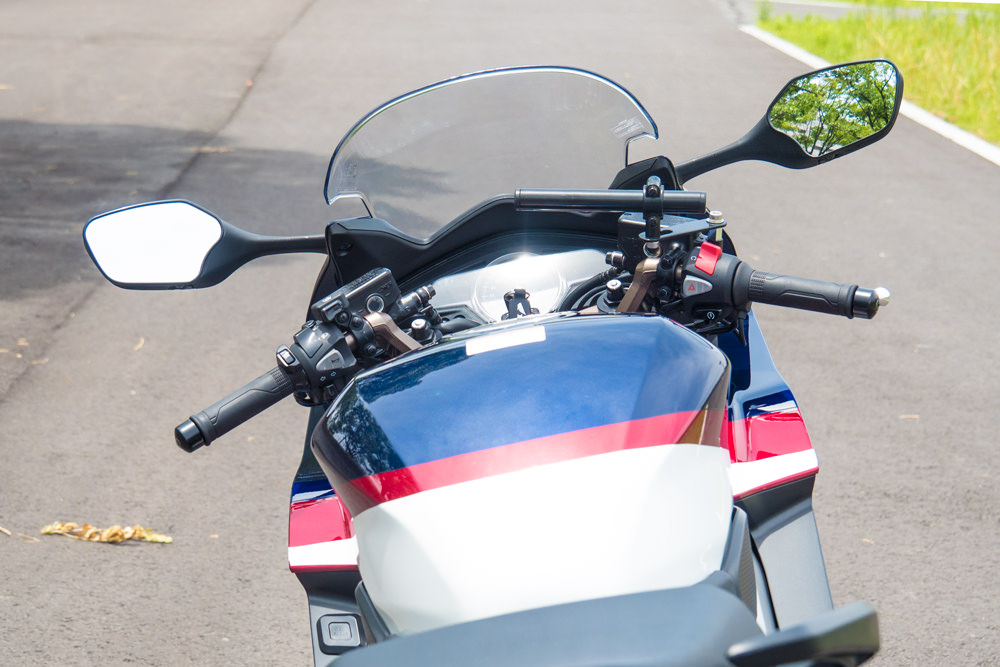 マルチガジェットマウントバー WORLD WALK（ワールドウォーク） VFR800F（RC79） [MGB-45] - バイク王ダイレクト